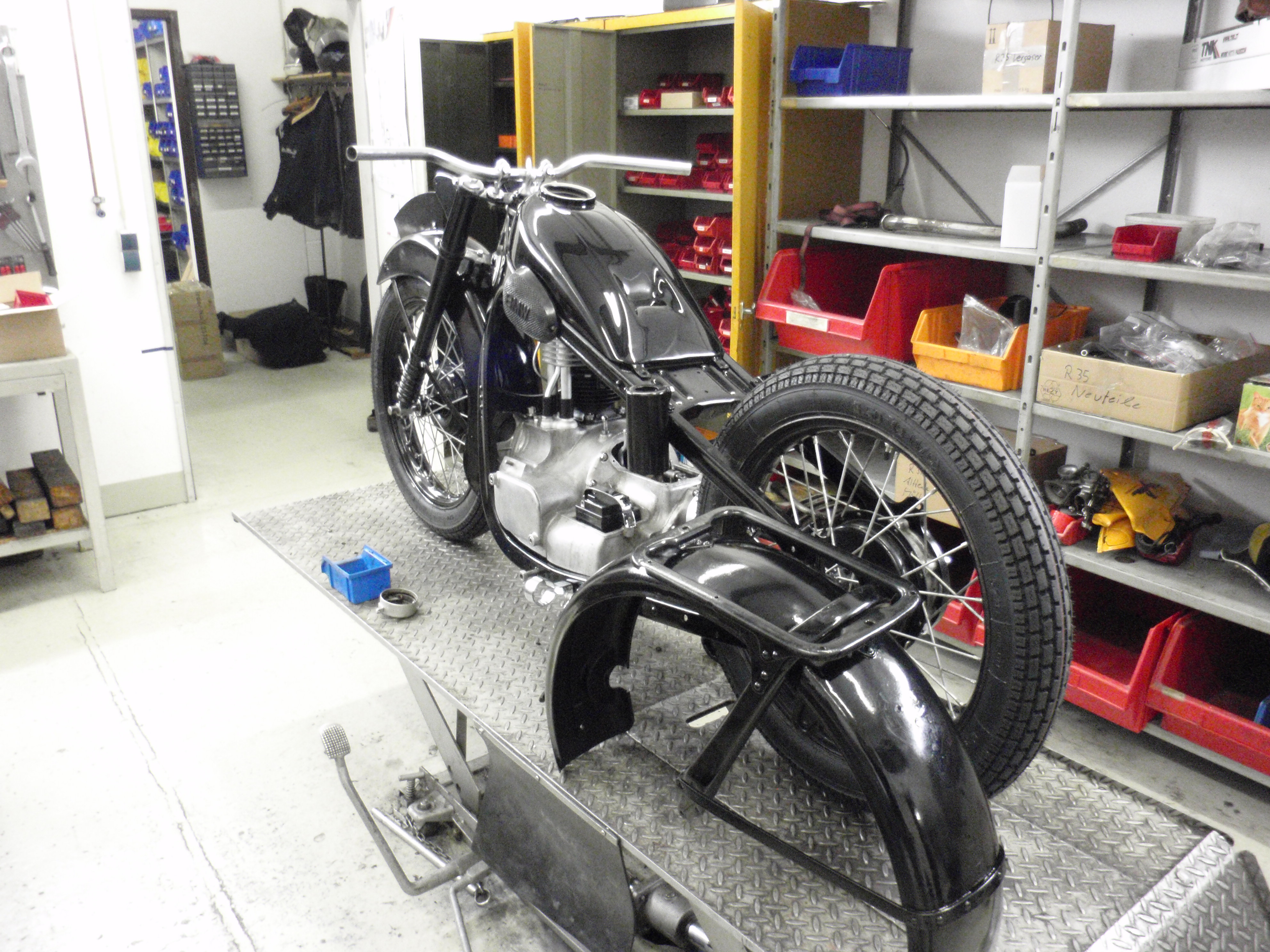 BMW R35 Komplettrestauration Die Gratenau Motorradwerkstatt BMW R35 Komplettrestauration Die Gratenau Motorradwerkstatt